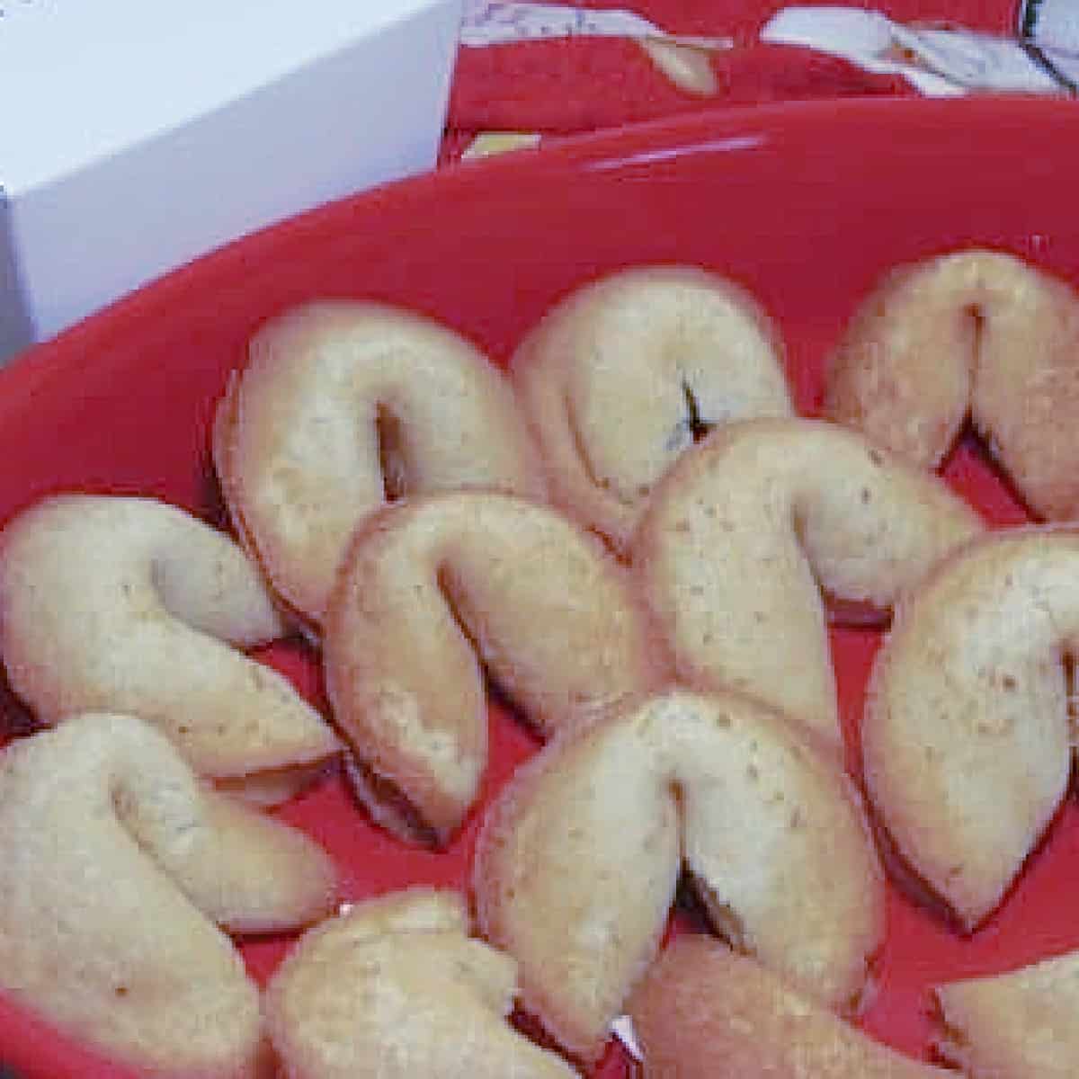 Homemade Fortune Cookies Recipe - Kudos Kitchen by Renee