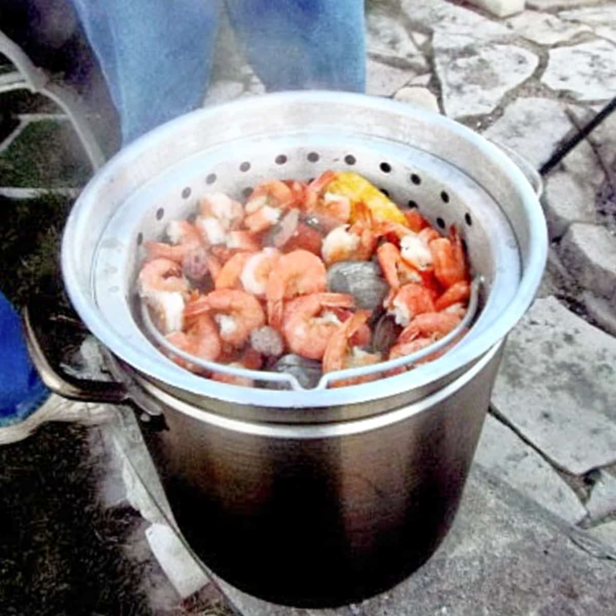 Low-Country Boil (Midwestern Style) - Kudos Kitchen by Renee
