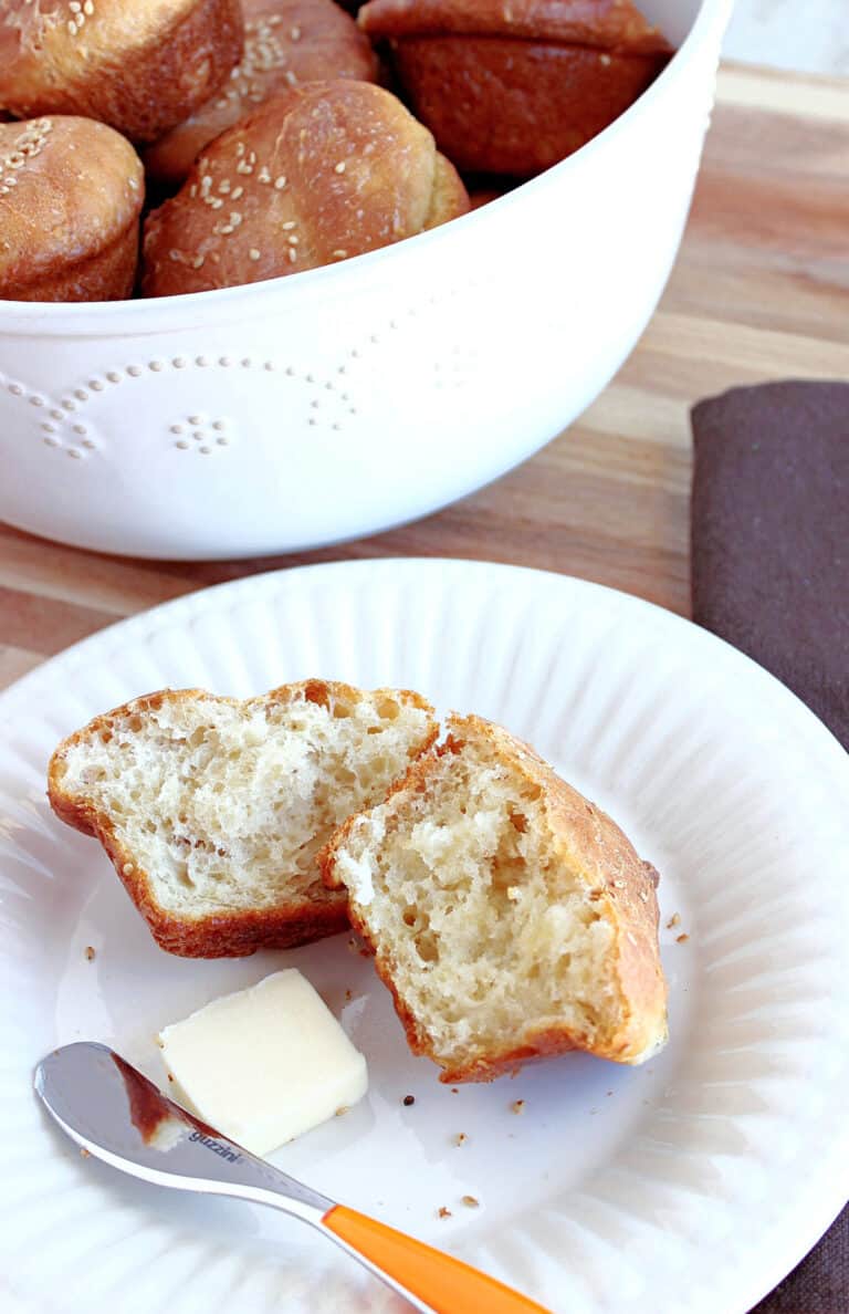 Sesame Seed Dinner Rolls Recipe - Kudos Kitchen by Renee