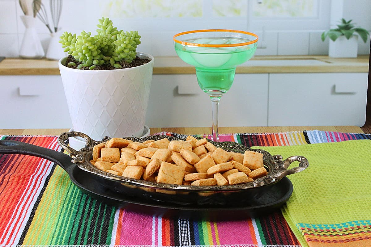 Homemade Cornbread Crackers - Kudos Kitchen by Renee