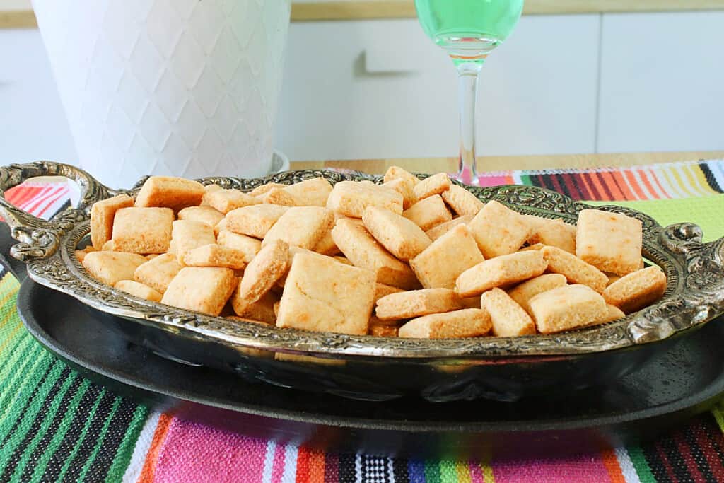 Homemade Cornbread Crackers - Kudos Kitchen by Renee